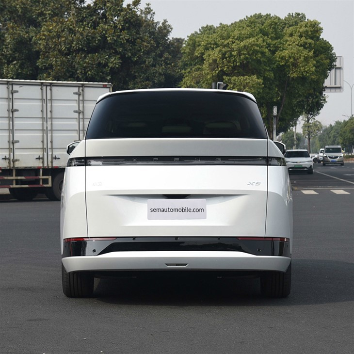 XPeng X9 RWD Long Range Electric MPV - China XPeng X9 RWD Long Range Electric MPV